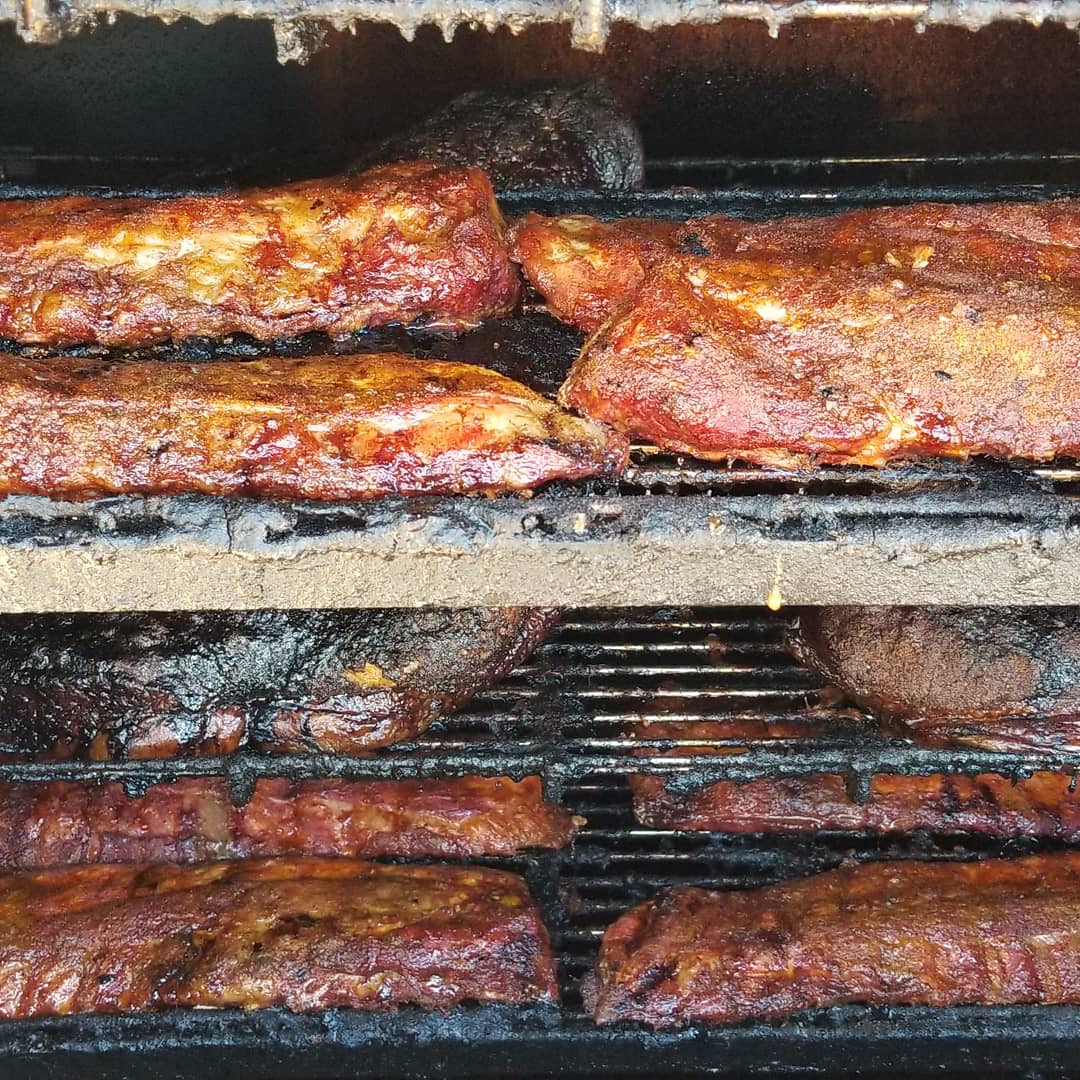 Menus | Laura's BBQ in Glen Cove, NY
