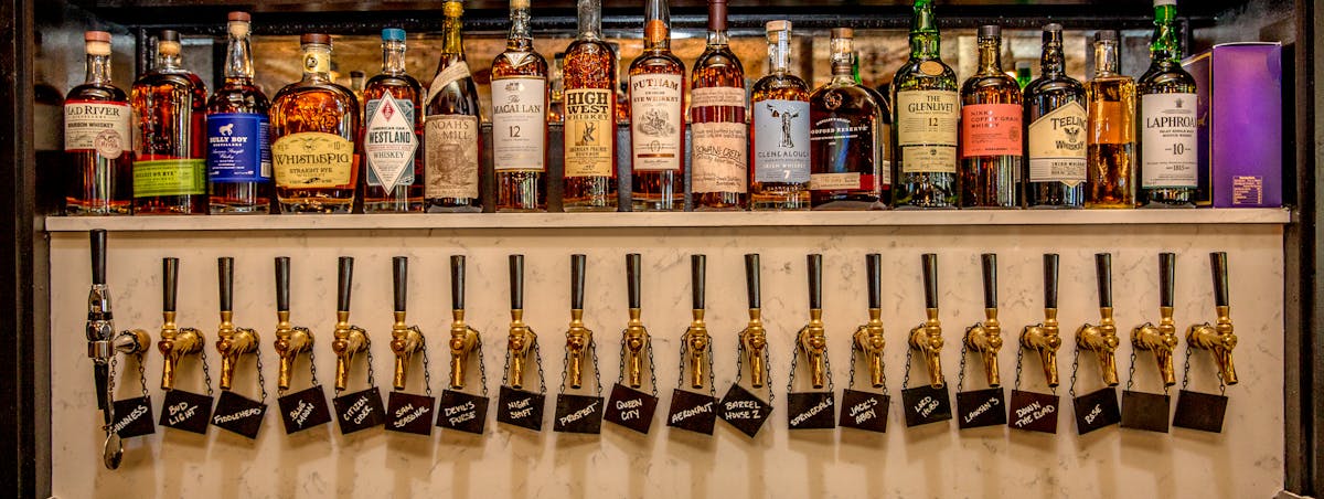 Careers | The Bowery Bar in Dorchester, MA