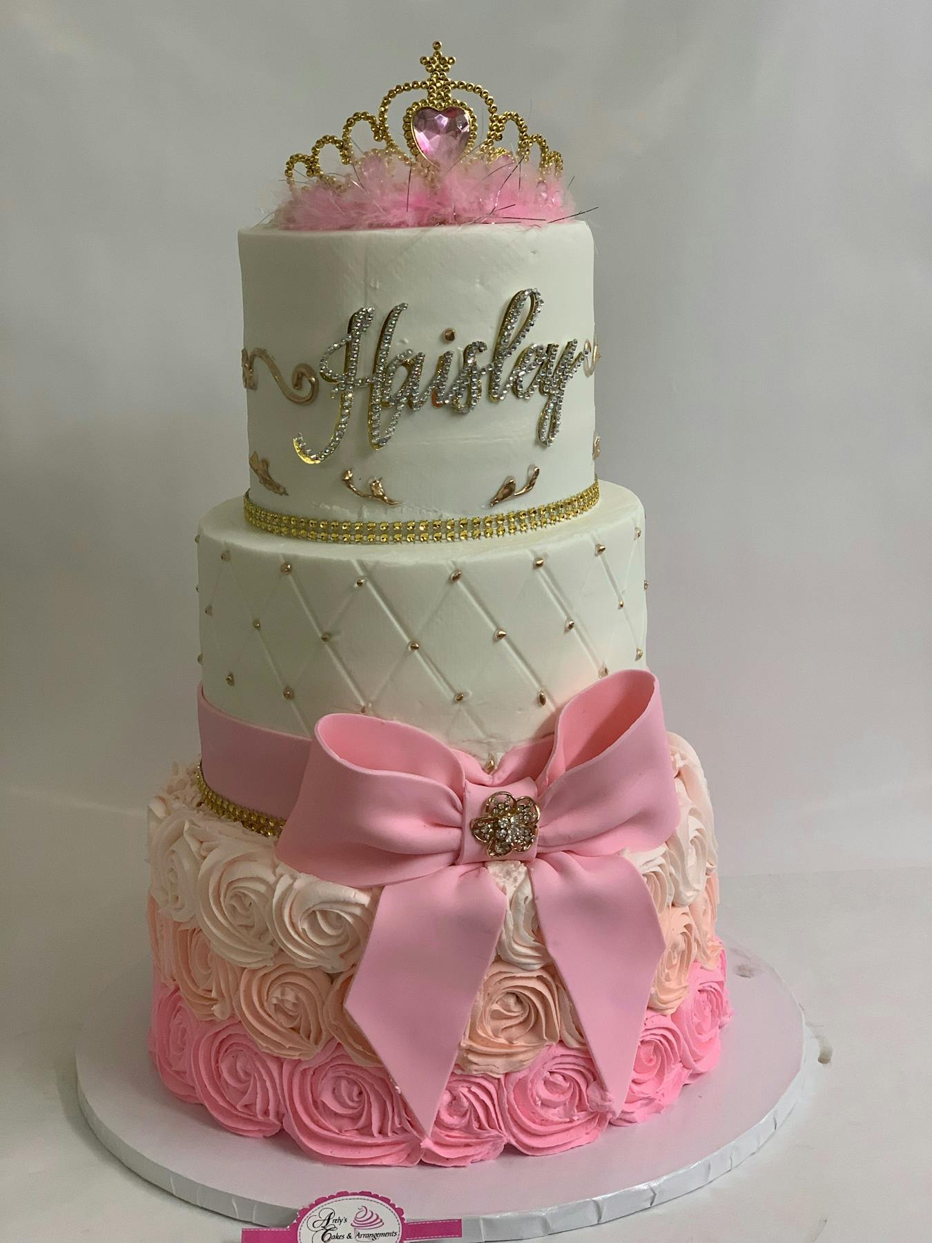Cakes For Girls | Arely's Cakes & Arrangements | Bakery in Lufkin, TX