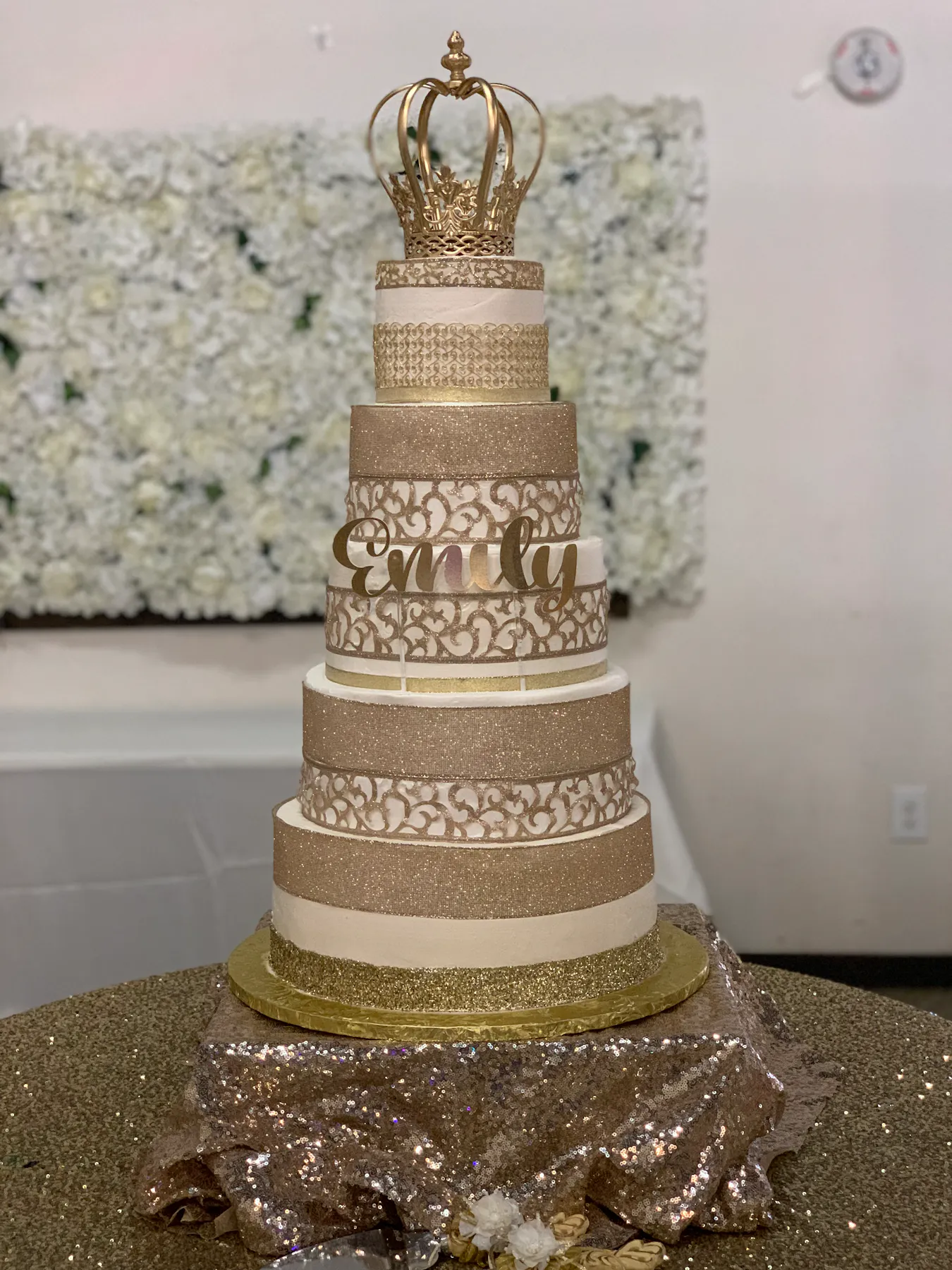 Quince | Arely's Cakes & Arrangements | Bakery in Lufkin, TX