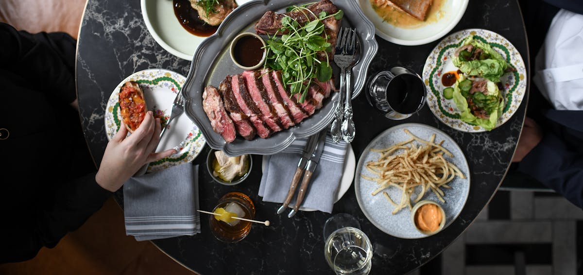 Hawthorn Dining Room & Bar Menus