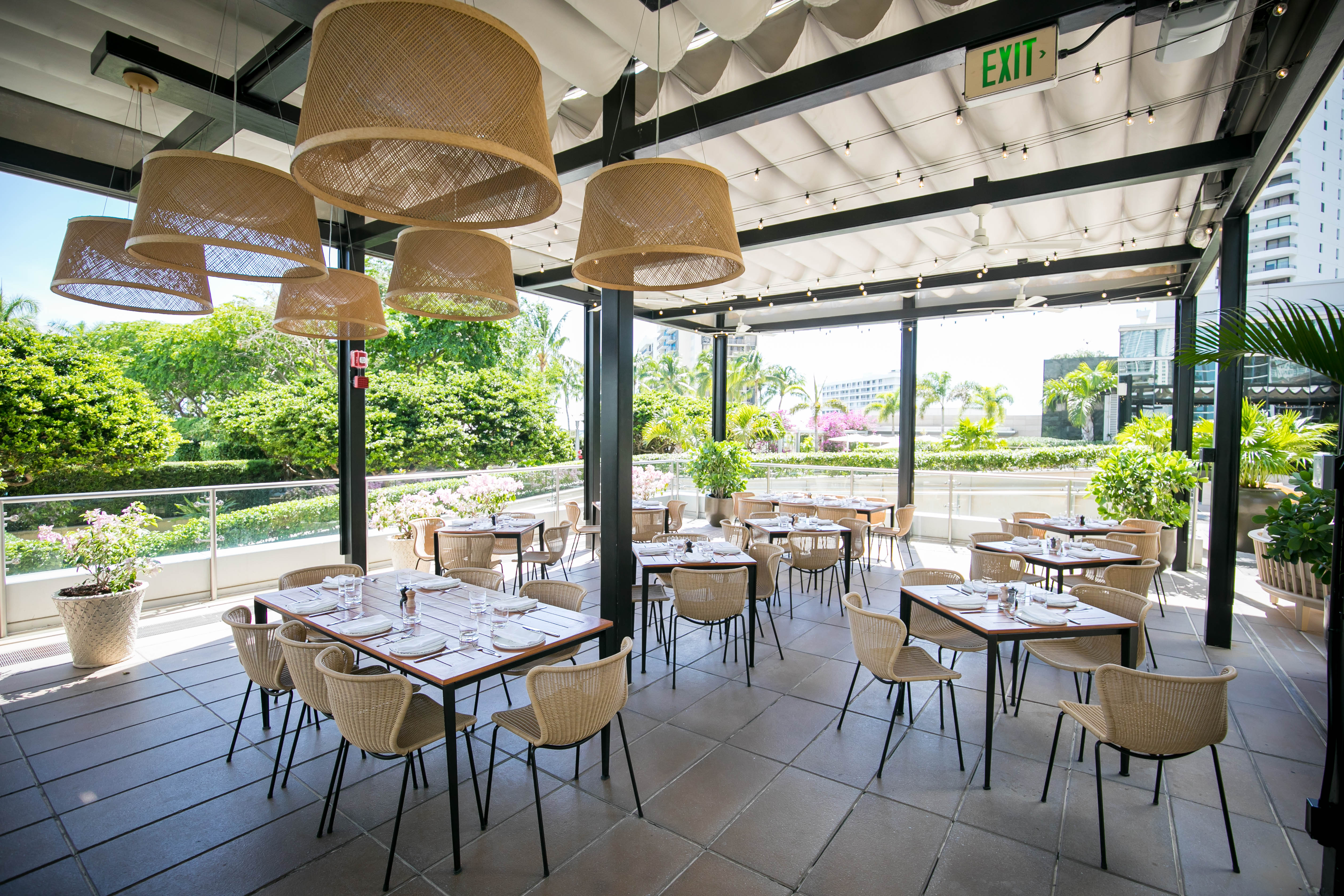 Edge Terrace | Edge Brasserie and Cocktail Bar at Four Seasons Miami
