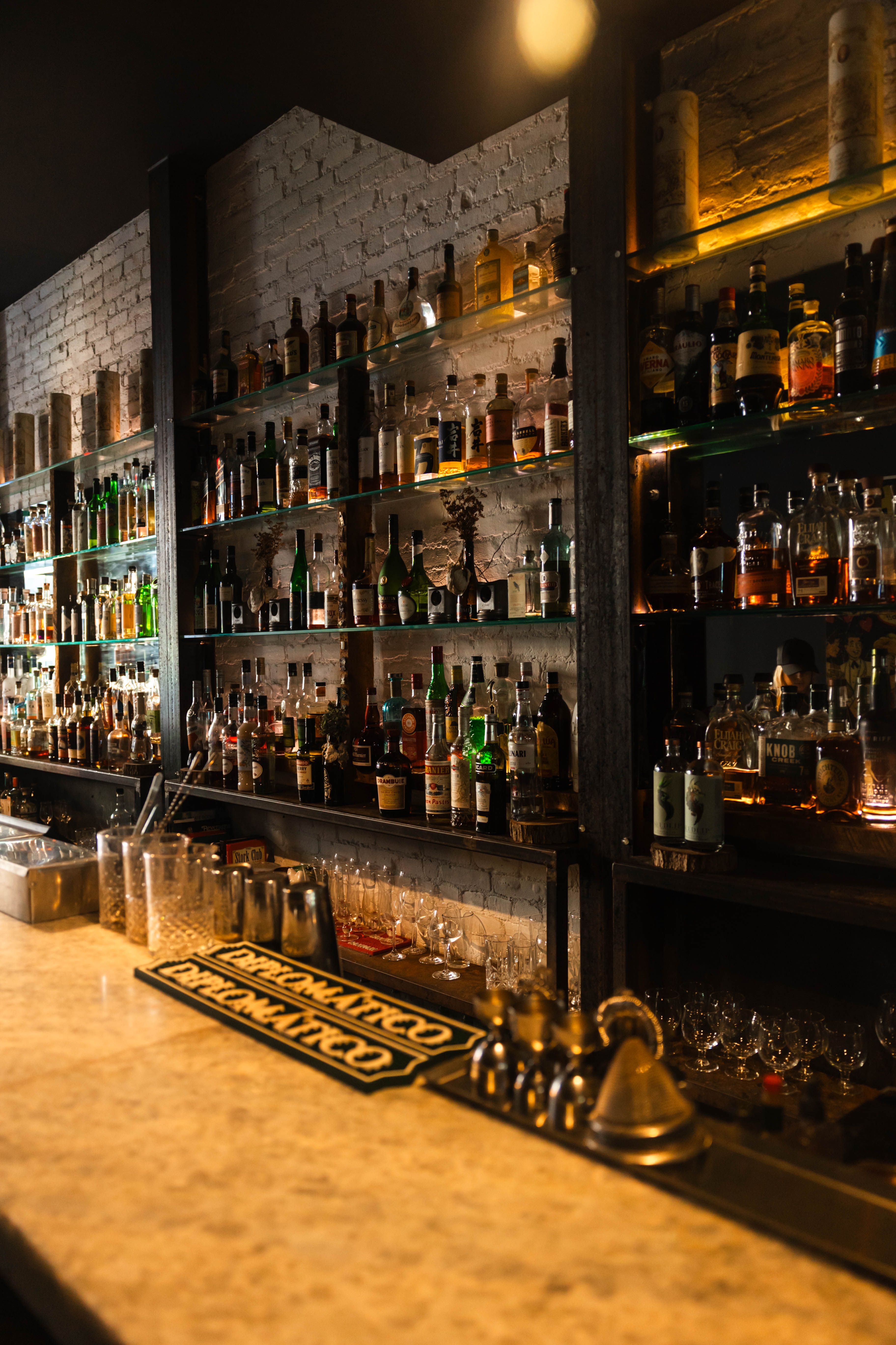 Stingray Lounge | Stingray Lounge | Cocktail Bar in Uptown Hoboken, NJ