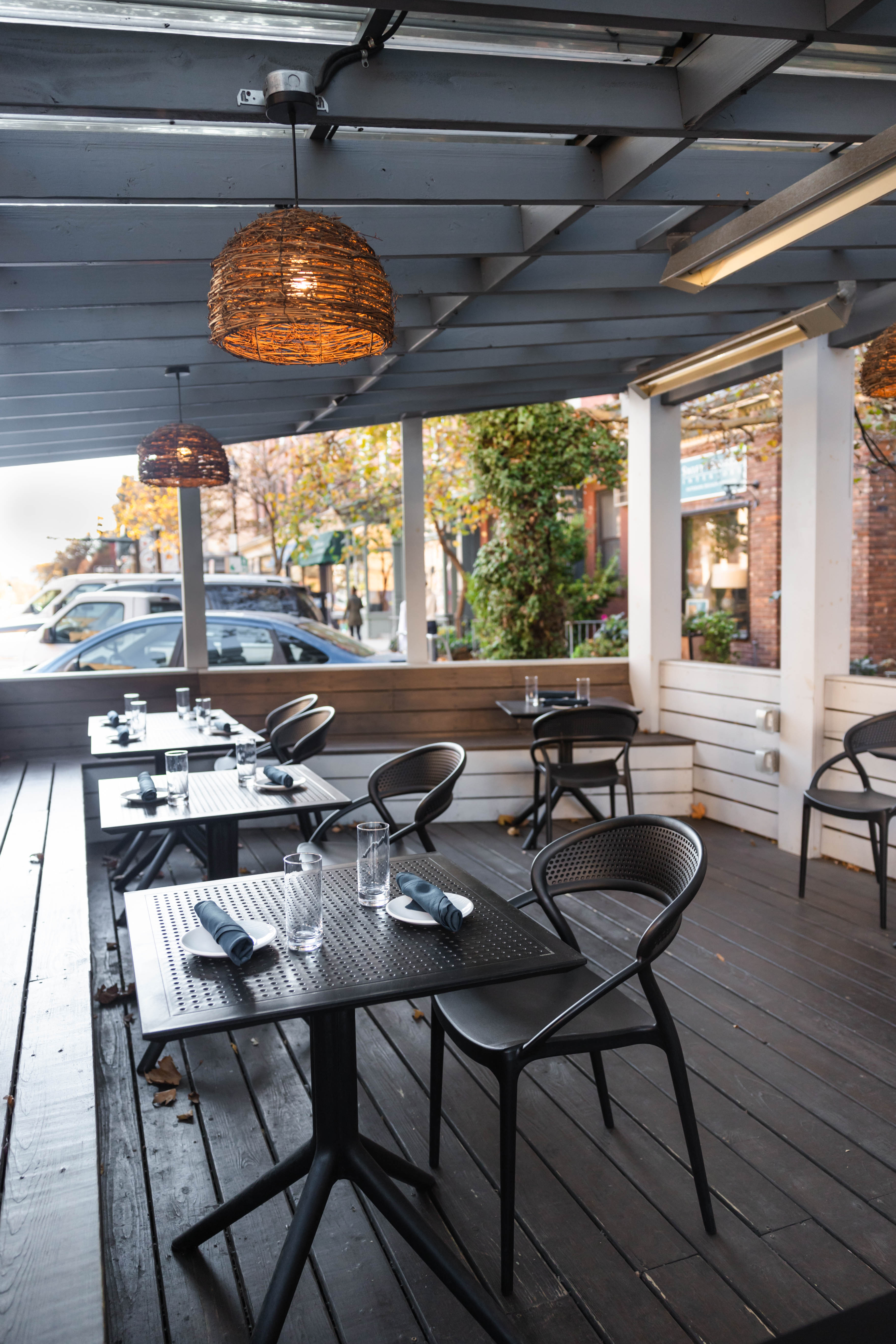 Stingray Lounge | Stingray Lounge | Cocktail Bar in Uptown Hoboken, NJ