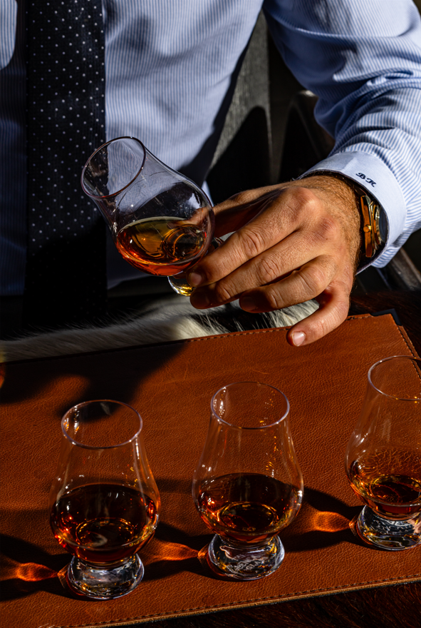 Whiskey Tasting Classes | Four Seasons - Houston (Bayou & Bottle) | Bar ...