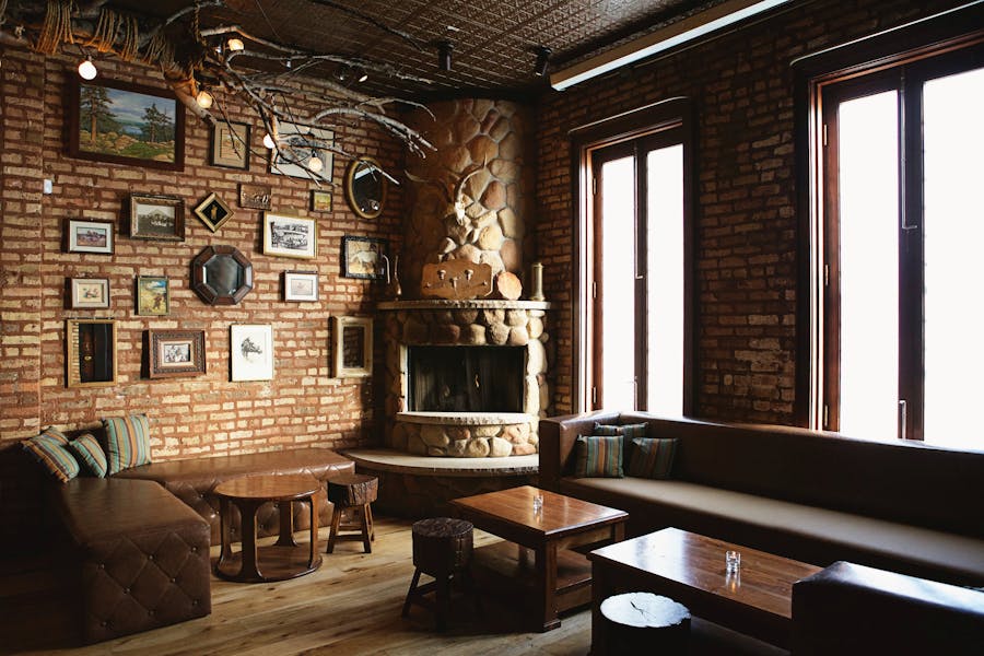 Group Dining | The Frontier