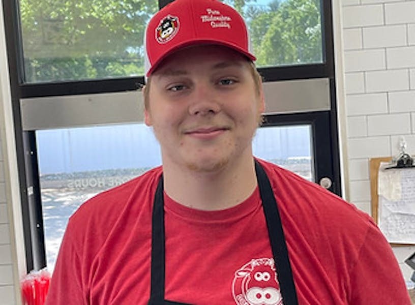 Jonathan | Doll n' Burgers | American Restaurant in MI