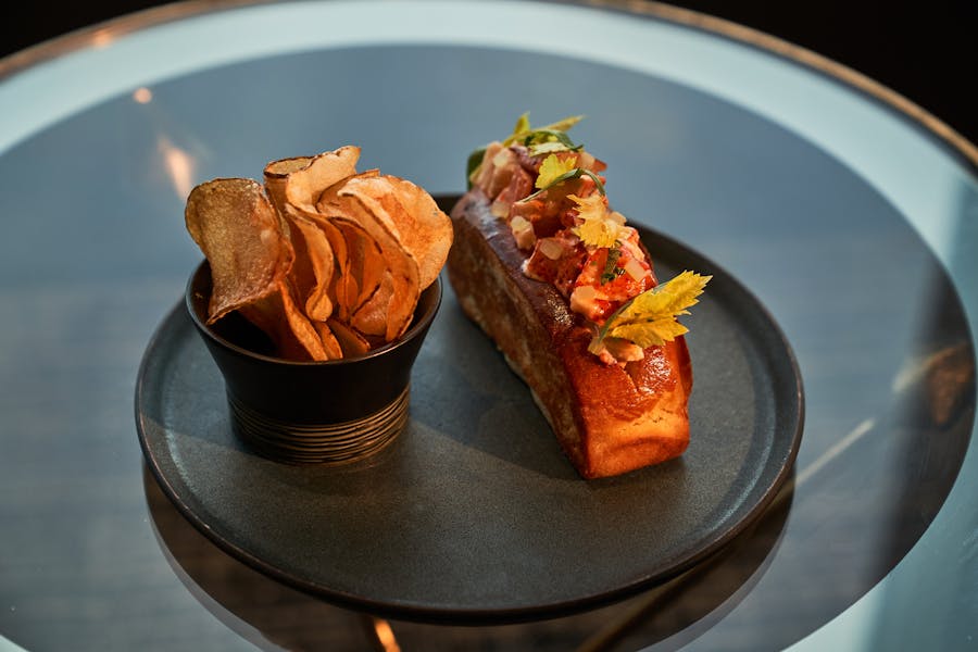 Reservations | Manhatta | New American Restaurant in New York, NY