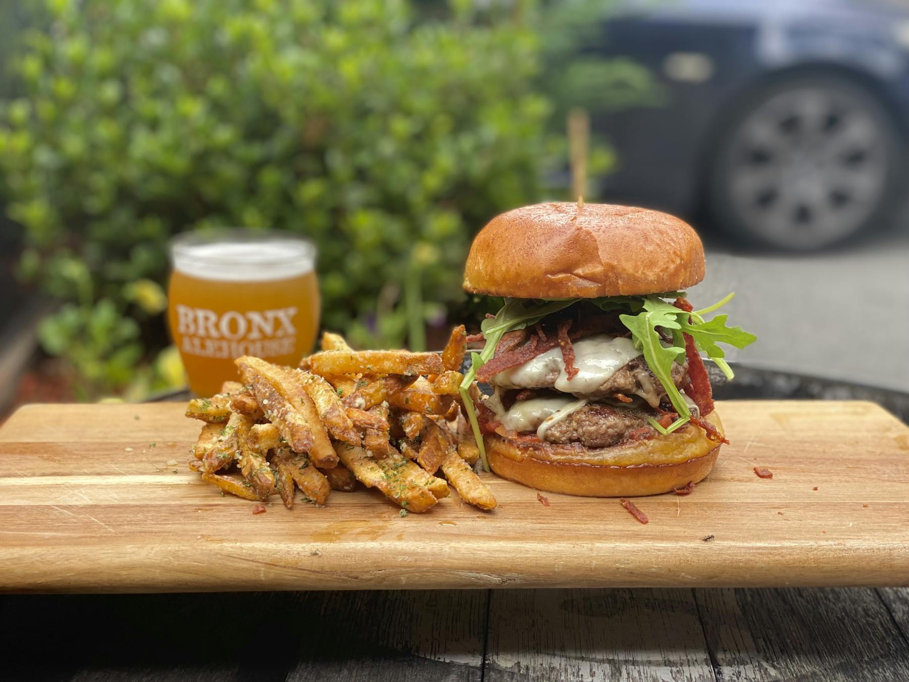 Bronx Alehouse | Craft Beer and Pub Fare in the Bronx, NY