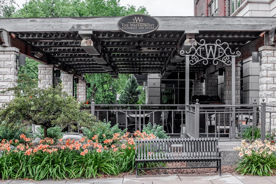 About | The Waterfront Restaurant and Tavern in La Crosse, WI