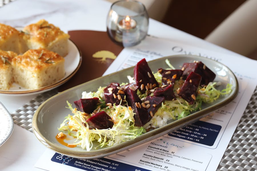 Menus | Oak and Vine