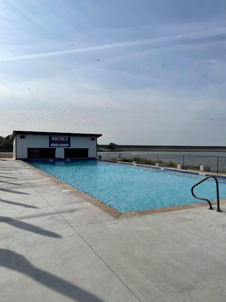 21 & Up Pool | High Tide 21 | American Restaurant & Bar in Perry, KS
