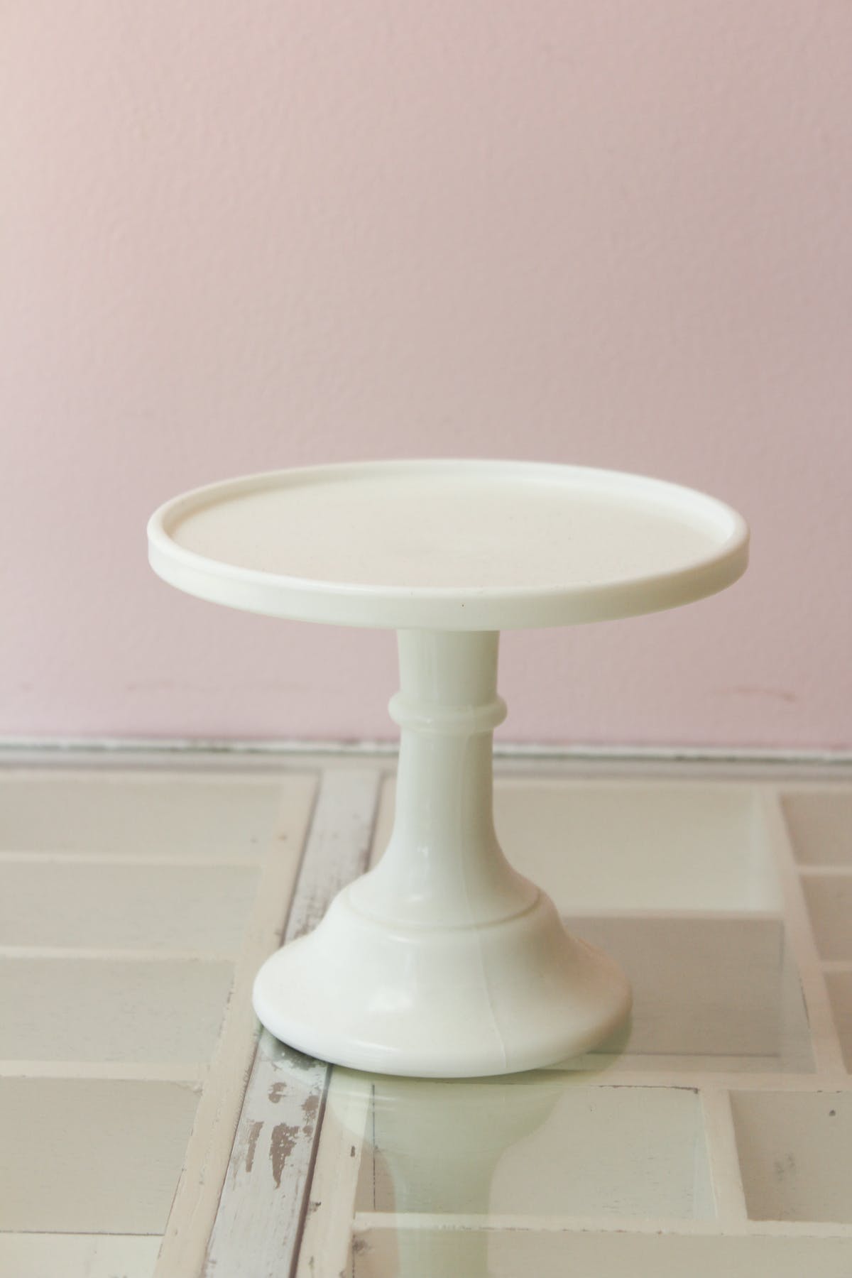 Cake Stand Rentals | Michelle's Patisserie -Bakery and Desserts ...