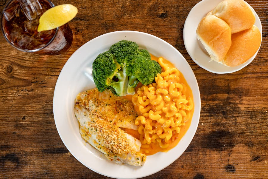 MCL Avon | Hours + Location | MCL Restaurant & Bakery | American ...