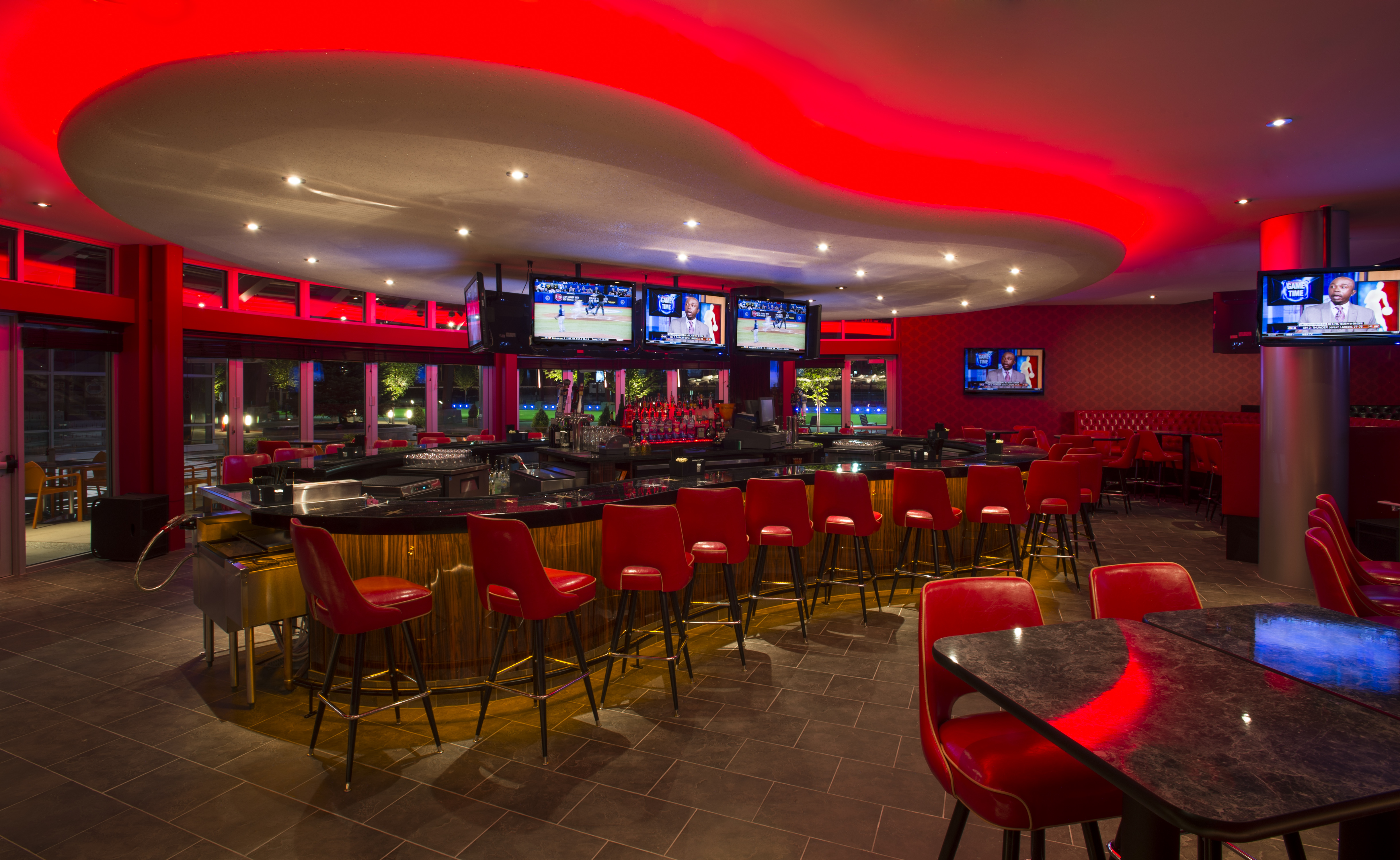 Kings in Chicago Rosemont - Bowling, Dining, & Games