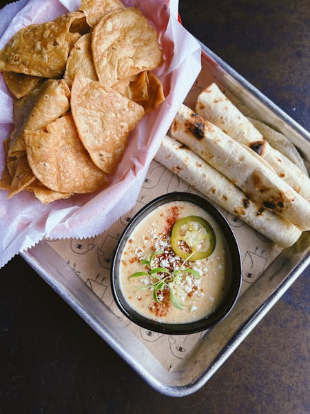 Menus | Two Birds Taphouse: Craft Beer, Pizza and Burgers on the ...