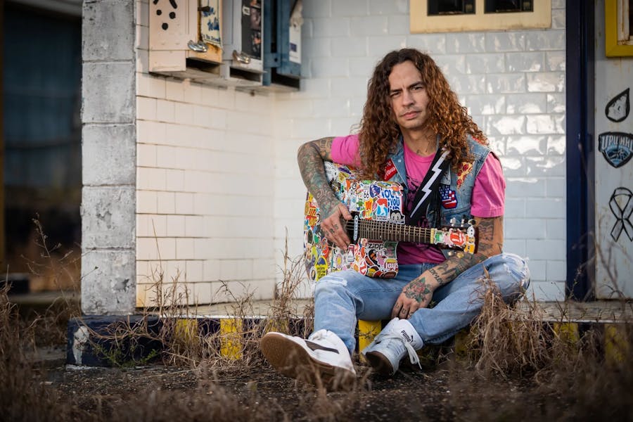 Friday Sidewalk Sessions feat. Shane Curle | Camille's at Crystal Beach