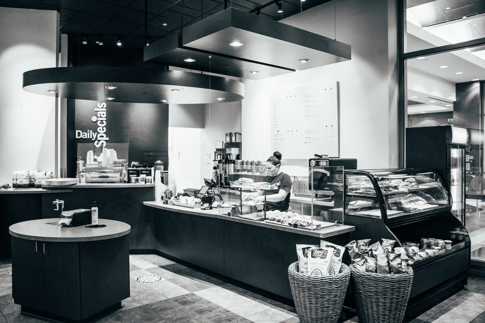 Hock Plaza | Hours + Location | Saladelia Cafe & Catering