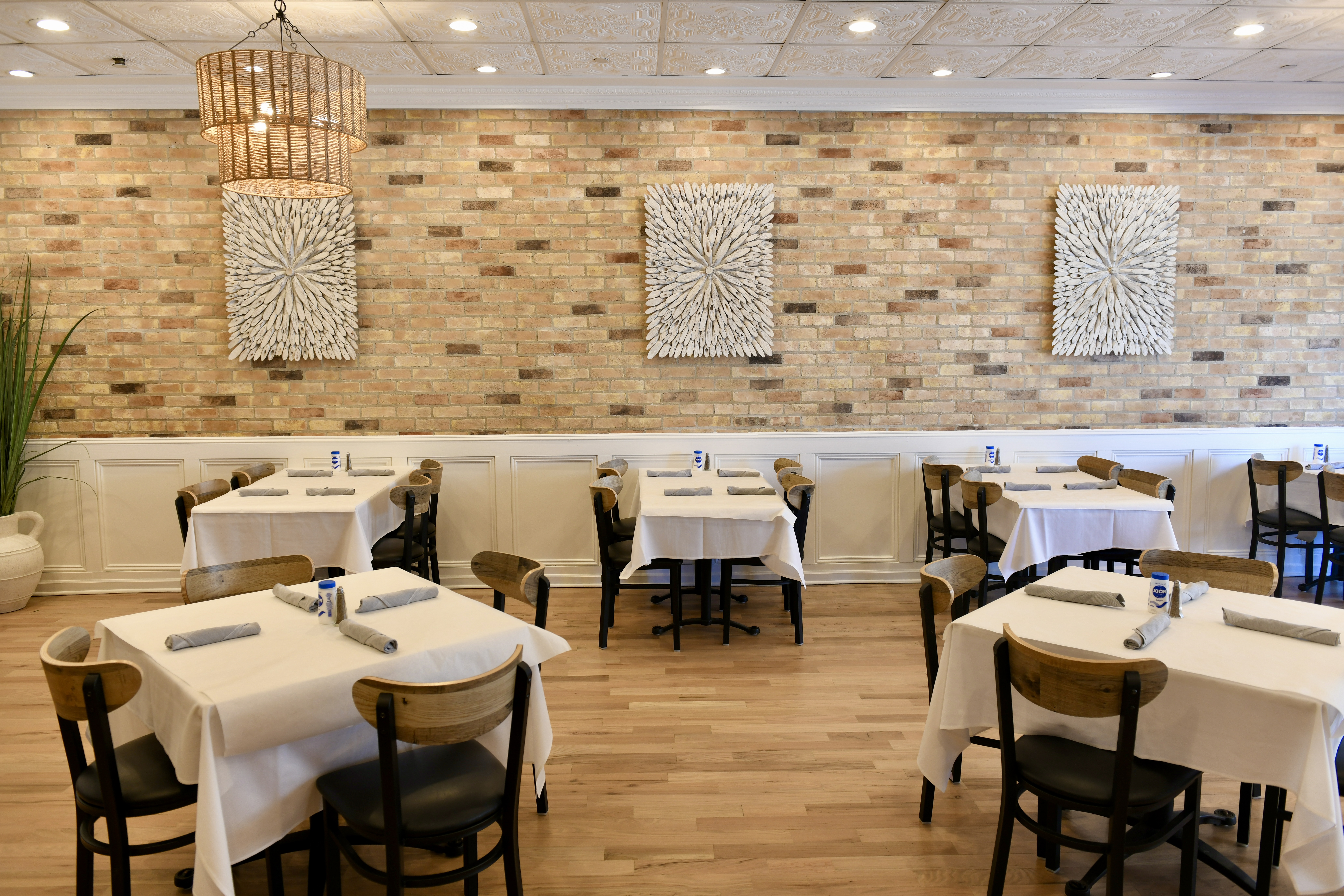 Gallery | Parea Greek Kitchen in Arlington Heights, IL