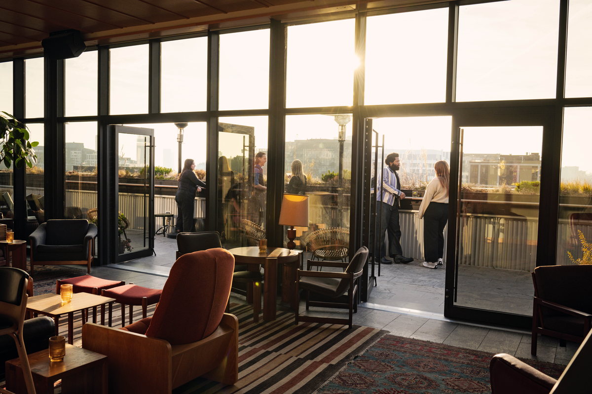 Gallery | Evangeline in Toronto, CA