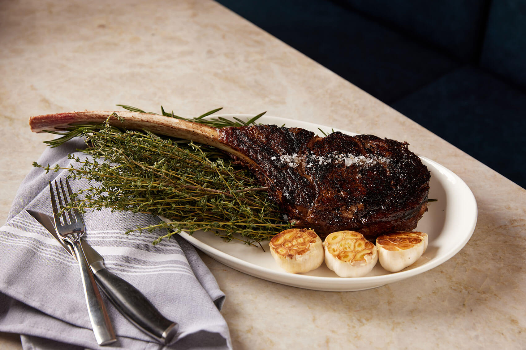 Dinner Reservations in Indianapolis | Commission Row