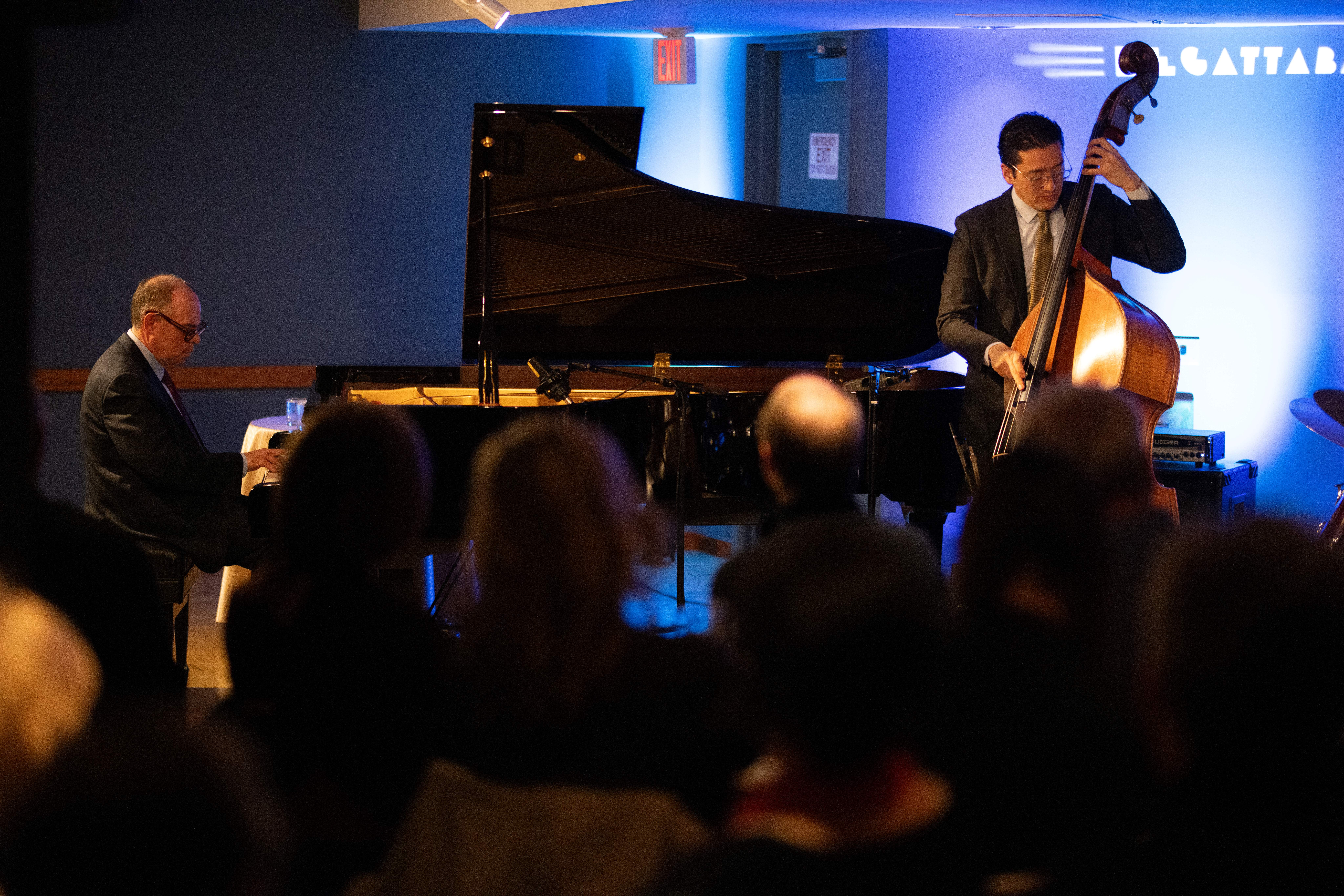 Menus | Regattabar in Cambridge, MA