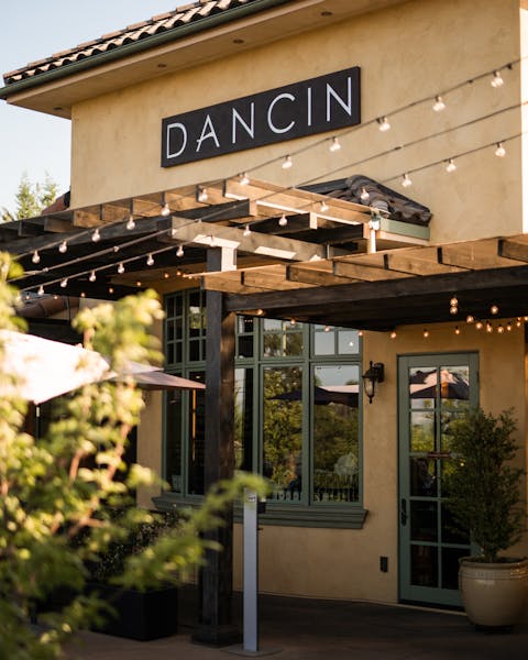Private Events | DANCIN Vineyards in Southern Oregon