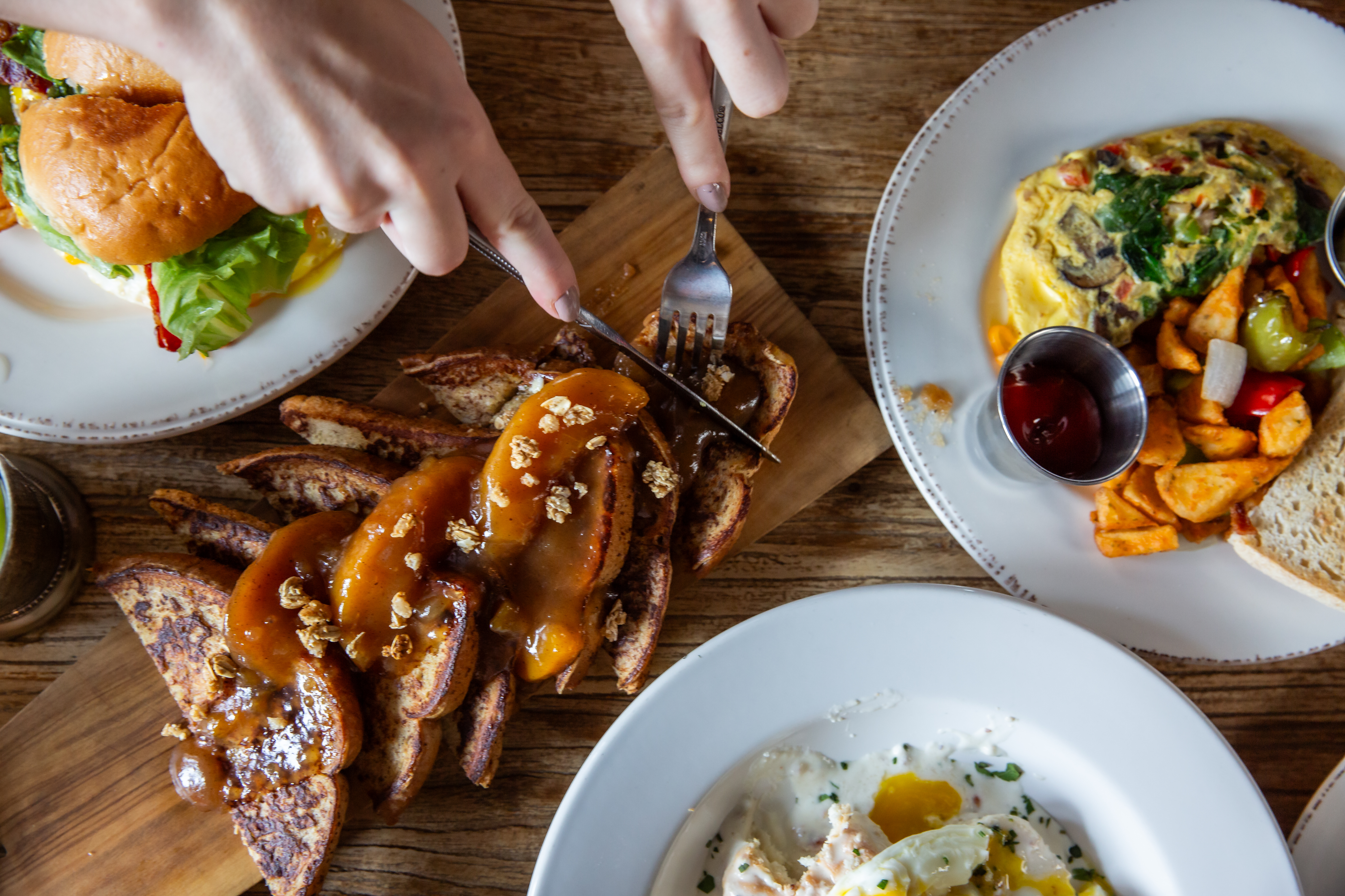 Gallery | Elm Street Cask & Kitchen | Southern & Bar in Dallas, TX