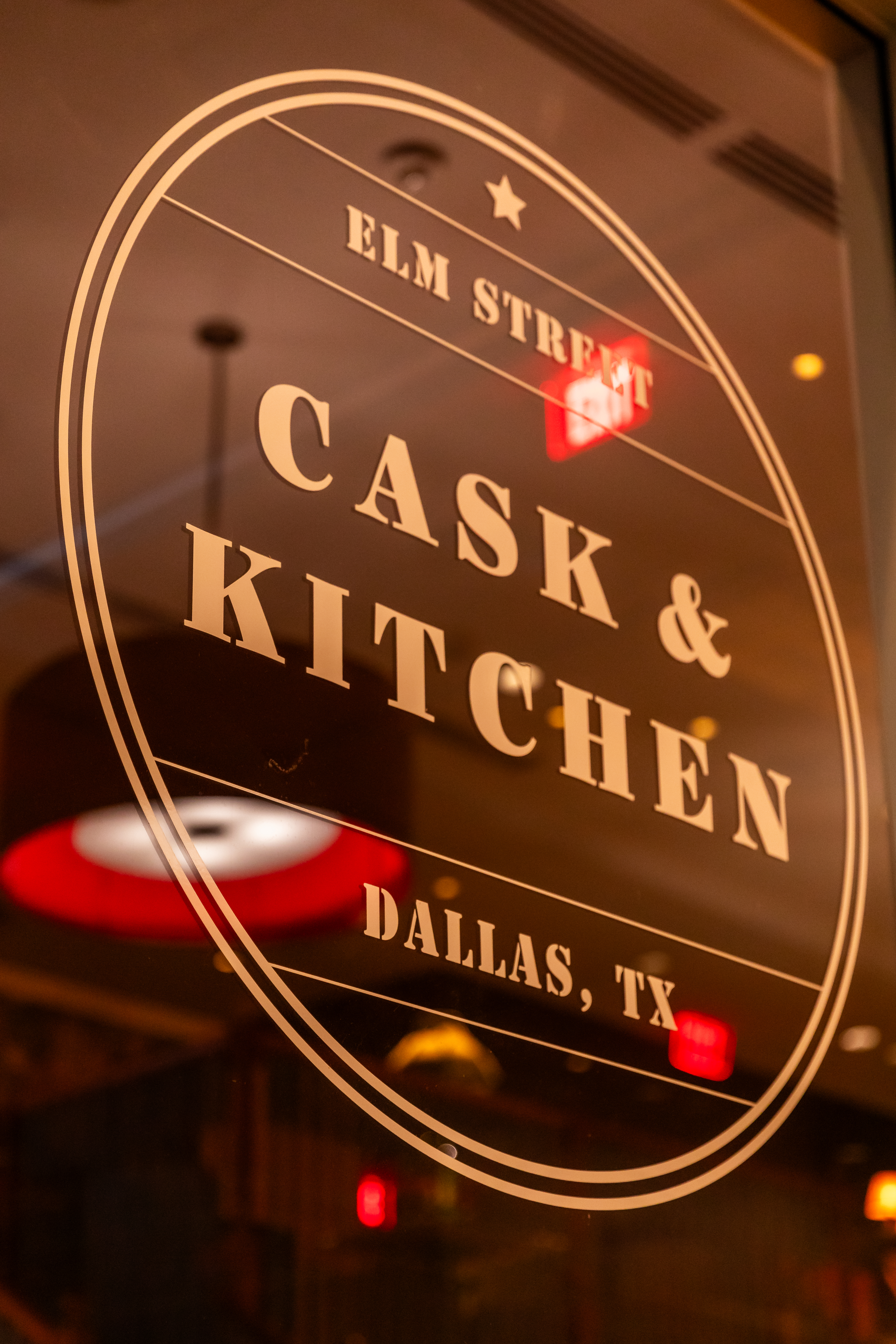 Gallery | Elm Street Cask & Kitchen | Southern & Bar in Dallas, TX