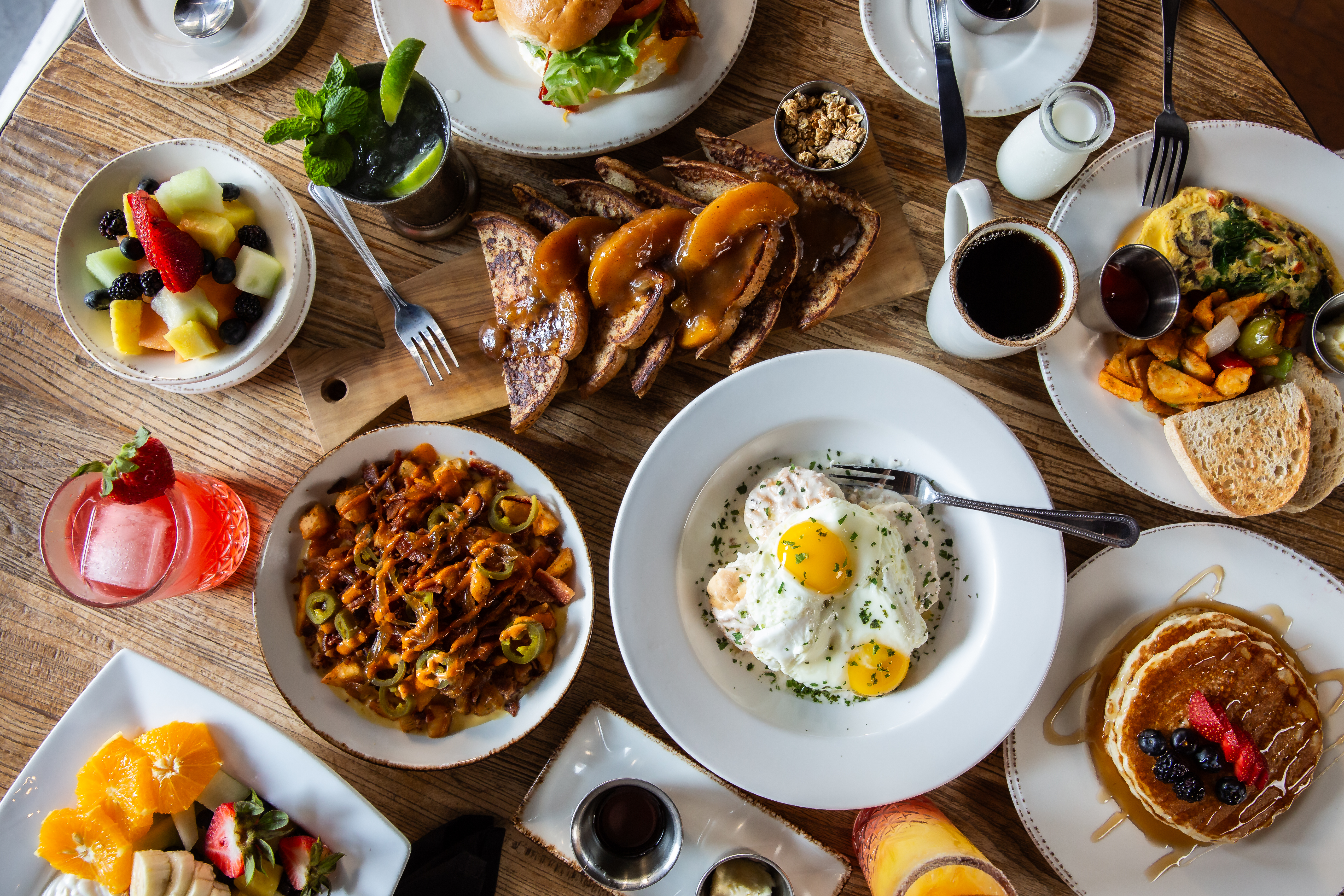 Gallery | Elm Street Cask & Kitchen | Southern & Bar in Dallas, TX