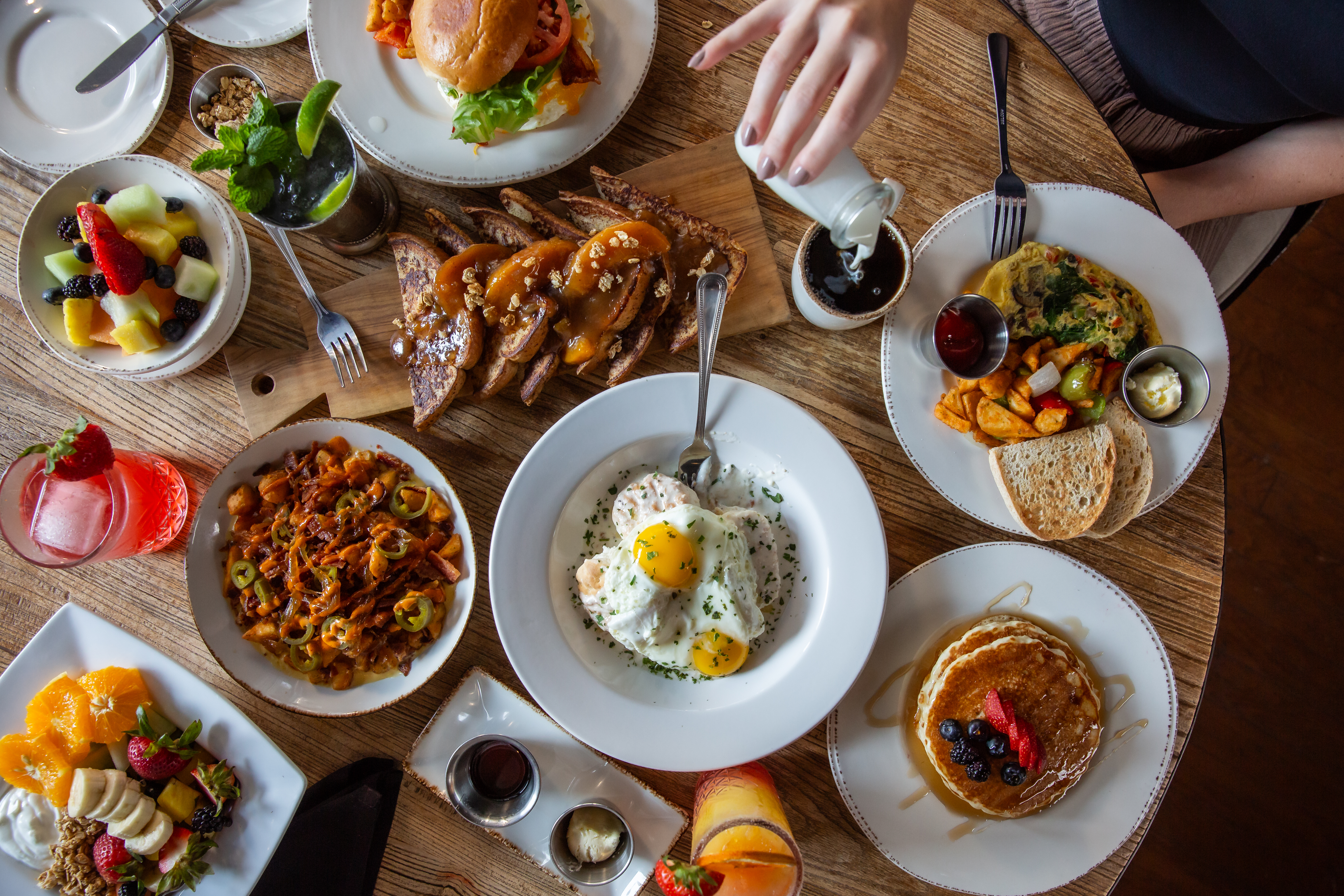 Gallery | Elm Street Cask & Kitchen | Southern & Bar in Dallas, TX