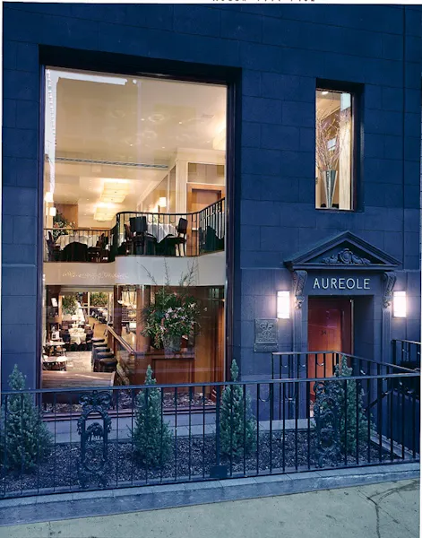Story | Aureole