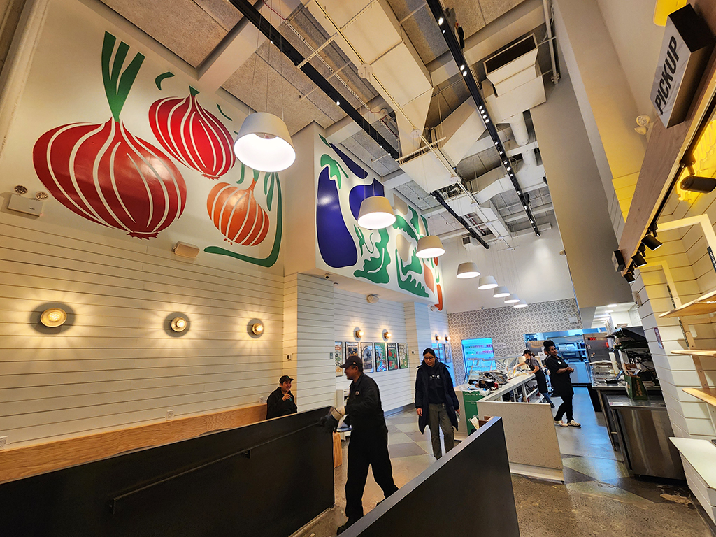 40th & Madison | NAYA Bowls, Rolls & More