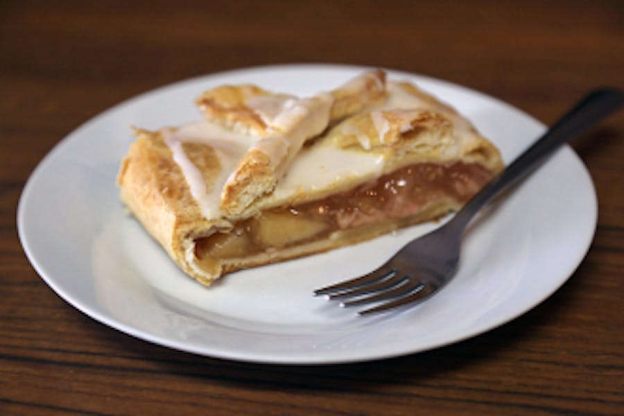 Apple Strudel | Naeglin's Bakery