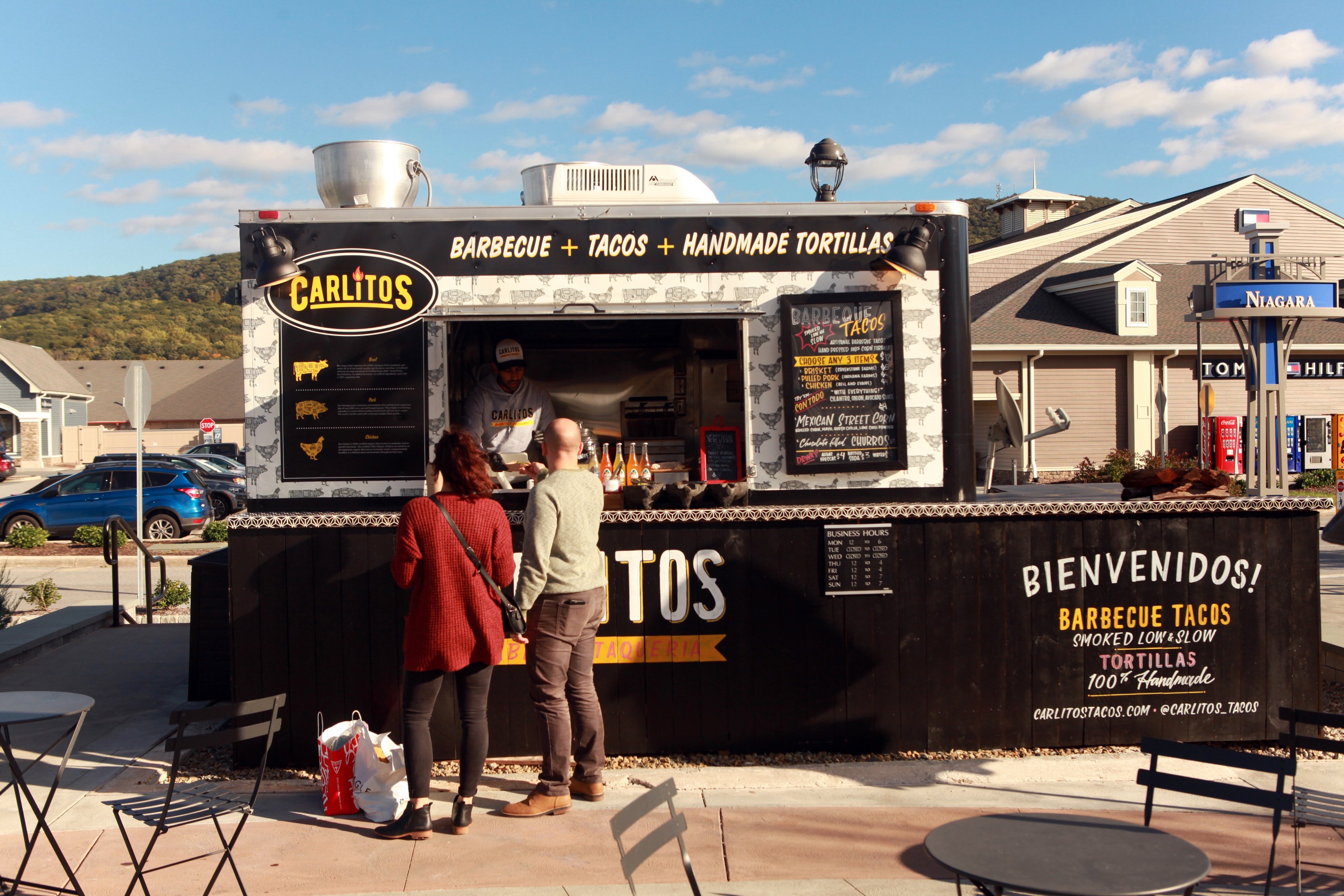 FooD TrucK | Hours + Location | Carlitos Tacos