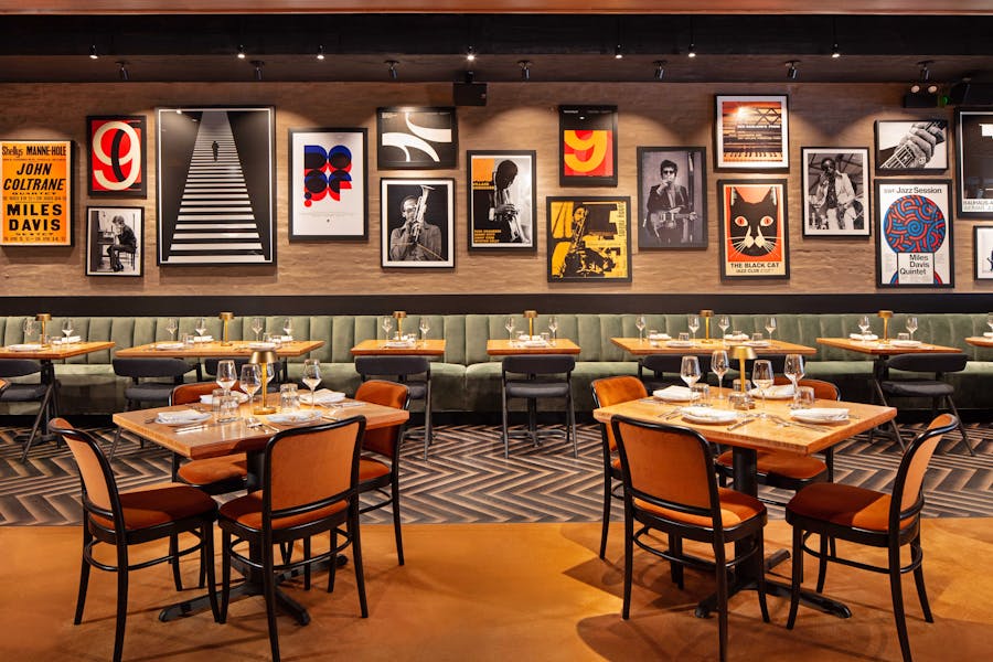 About Us | Ummo Chicago in Chicago, IL