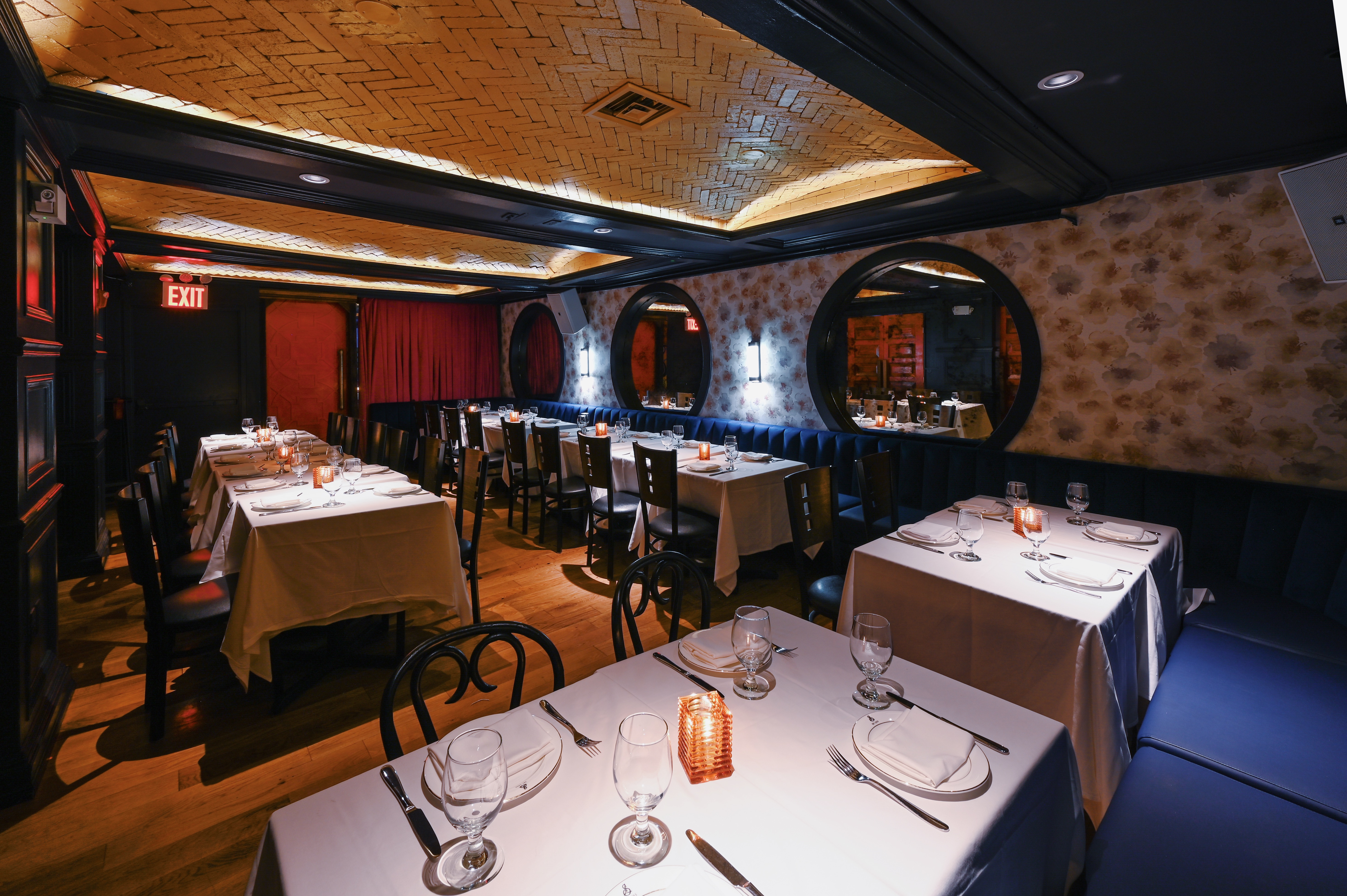 Sei Less Spaces: Intimate & Exclusive Dining Areas