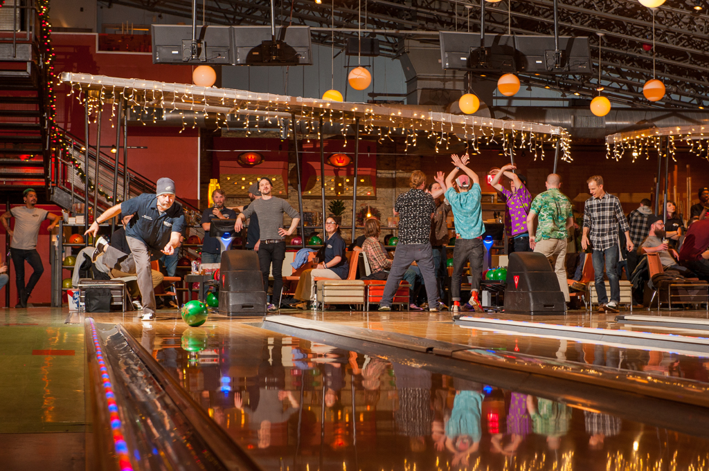 Bowling Tournaments with Prizes in Philly - Cash Prizes, 50/50 & Side Pots