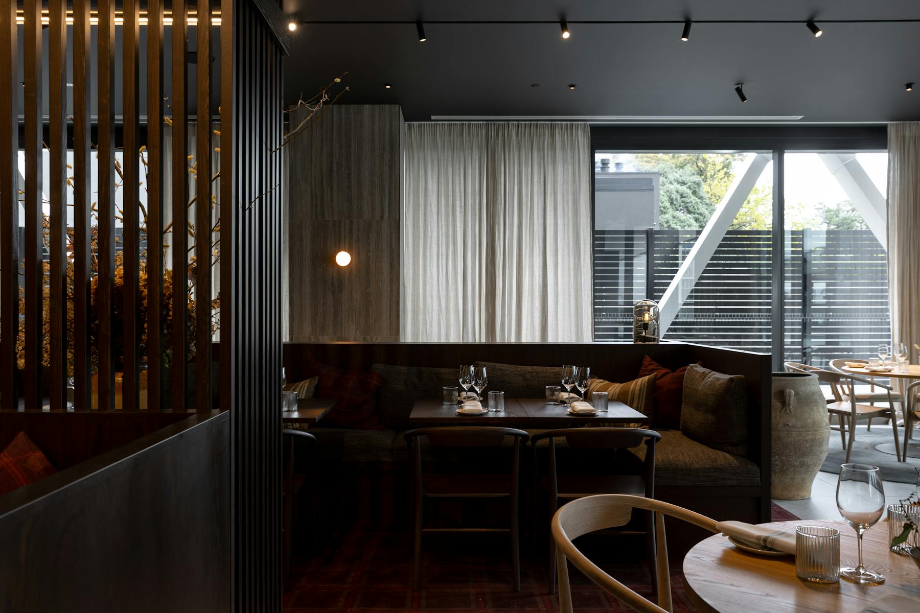 Onslow | A sophisticated yet relaxed restaurant in Auckland, NZ