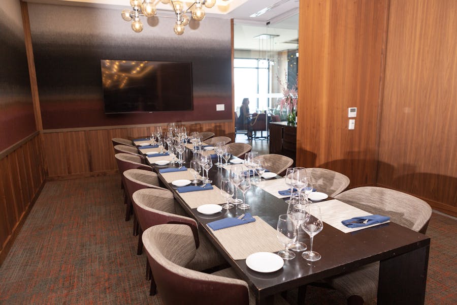 Private Dining Room | Water's Table in Renton, WA