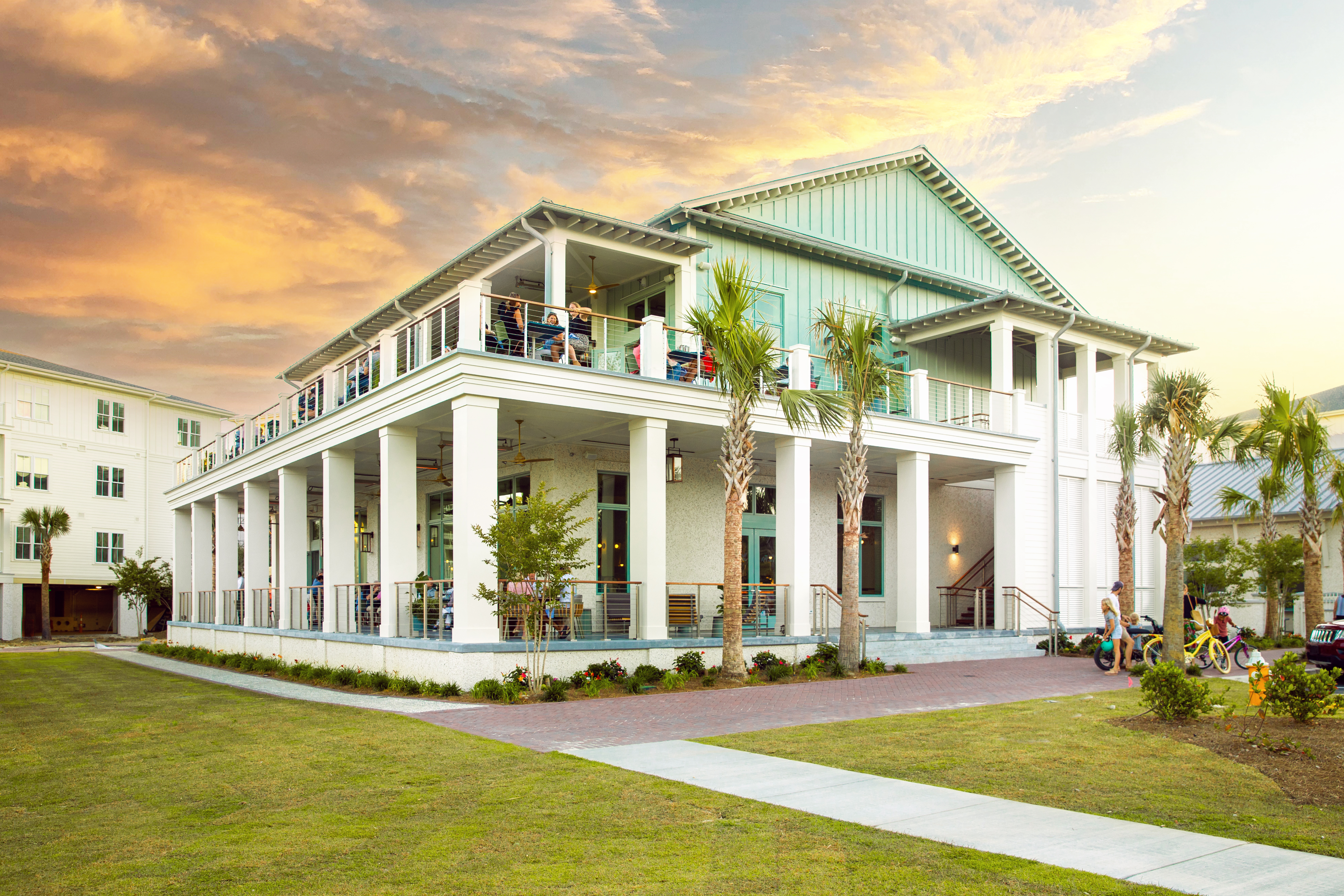 The Kingstide | The Kingstide | Coastal-Inspired Restaurant in Daniel ...