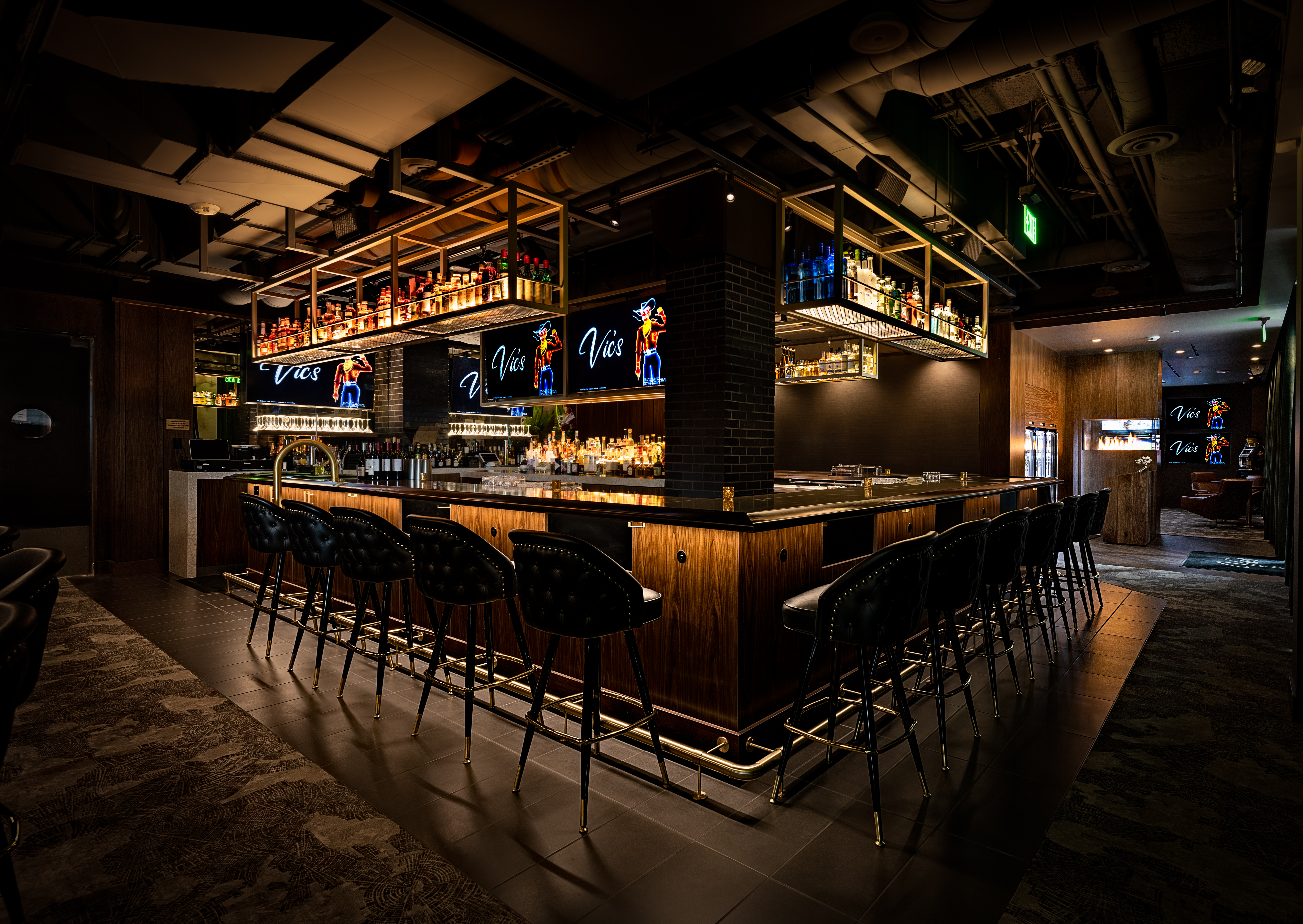 Bar/Gaming | Vic's in Las Vegas, NV