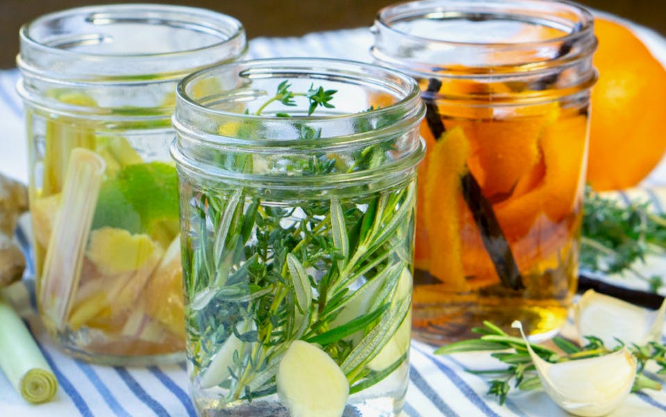 The Raw Pantry: Vinegar and the Building Blocks of Nutritious Bowls ...