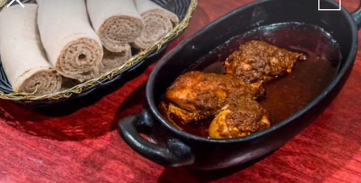 ቁሌት Spicy Simmer Sauce | Ethiopic Restaurant