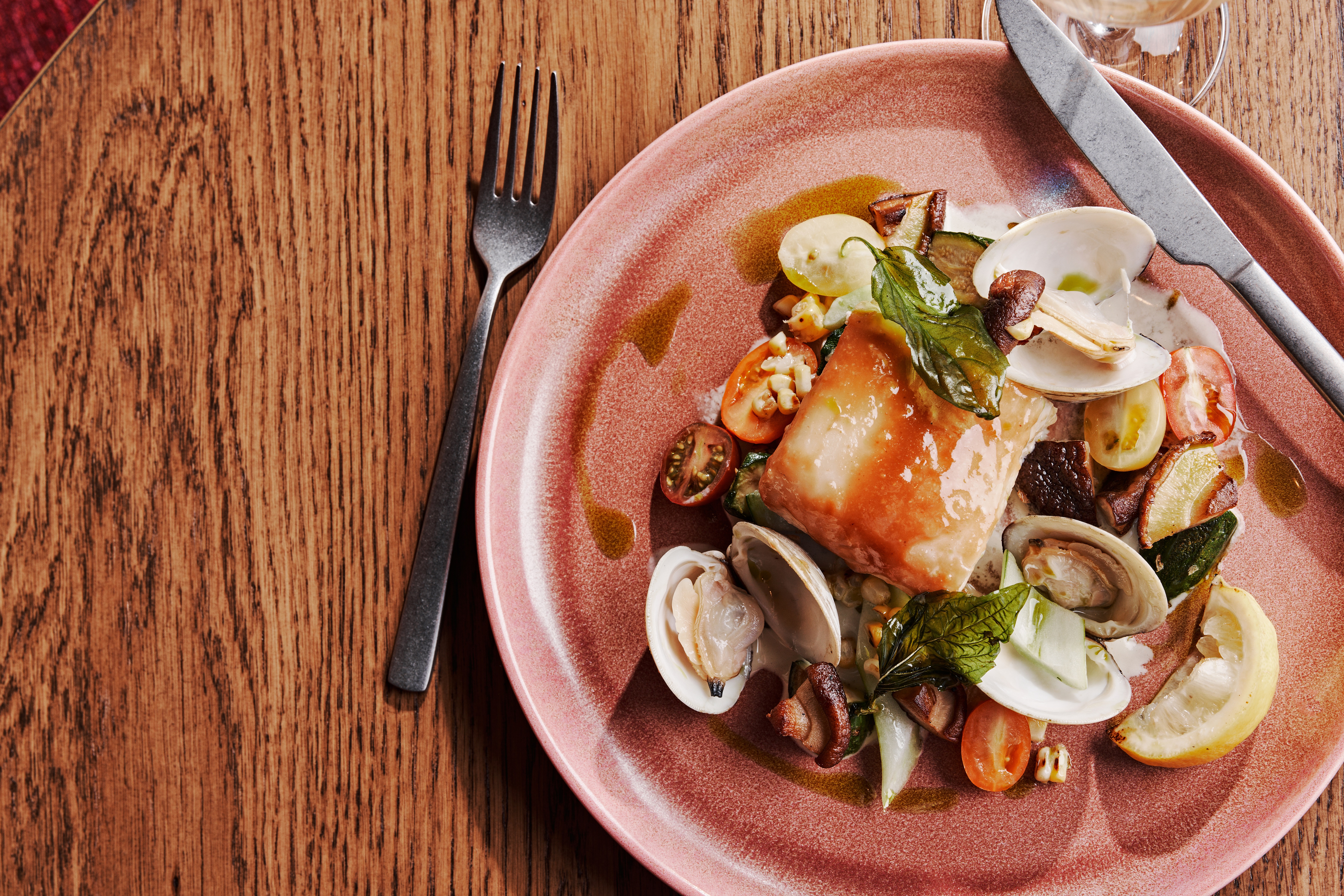 Marcus Live! Bar & Grille | Dining at American Dream Mall