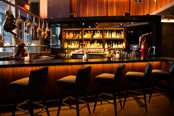 Reservations | Italian Restaurant & Cocktail Bar Times Square | Aperibar