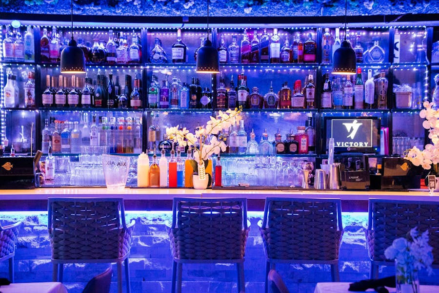 Hours & Location | Victory Restaurant and Lounge in Miami, FL