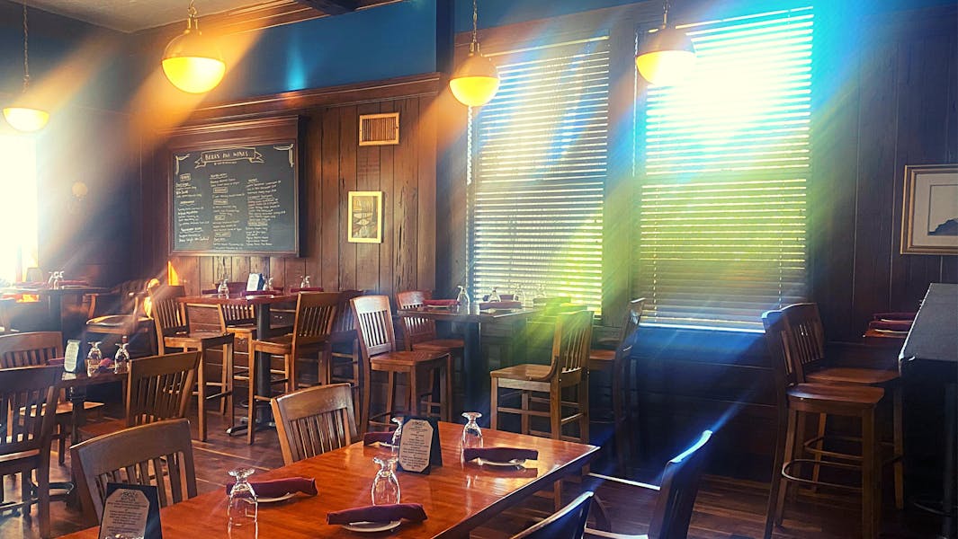 Menus | Lighthouse Inn New London, Connecticut