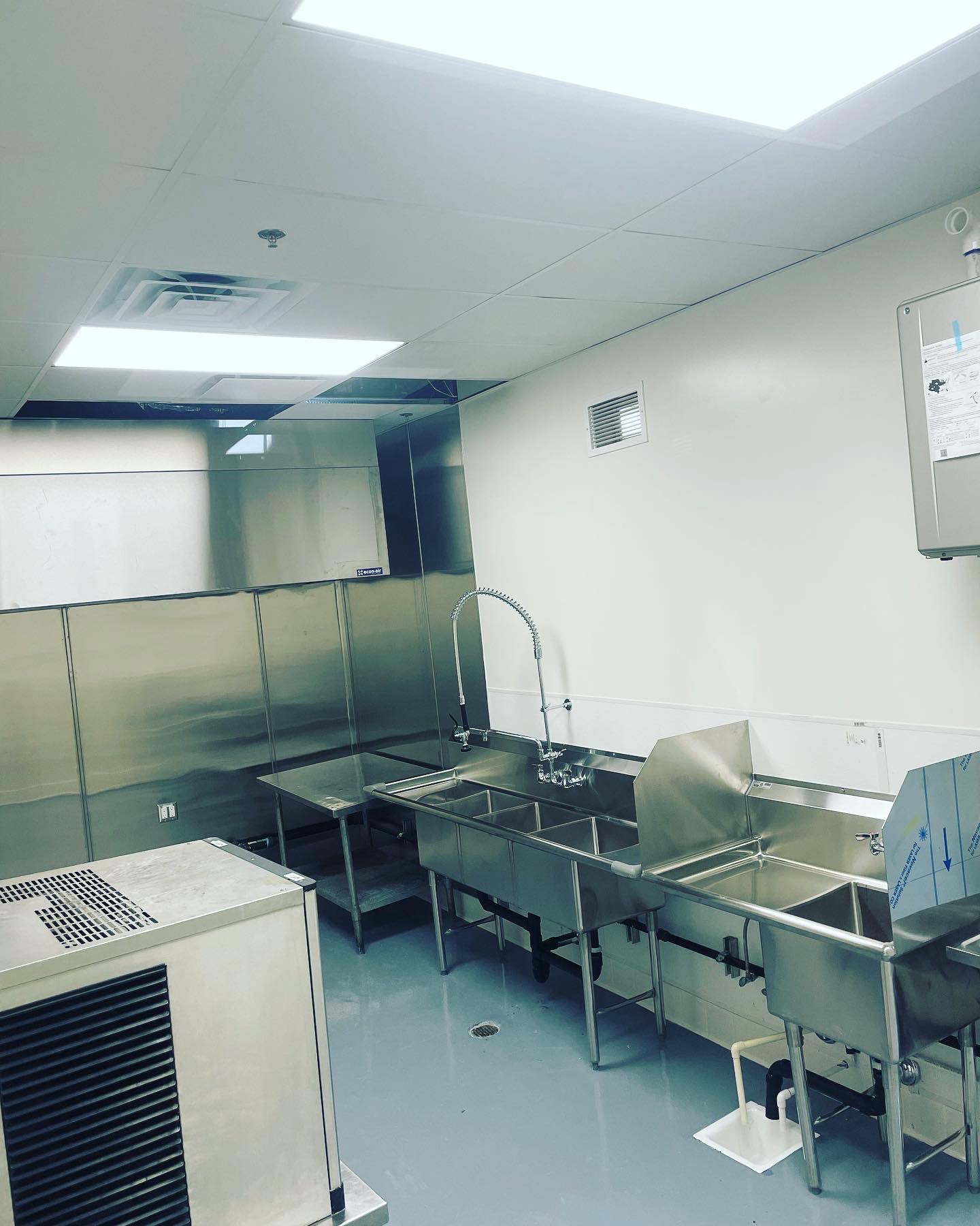 Kitchen Rental | The SCV Hub Virtual Food Hall in Santa Clarita, CA