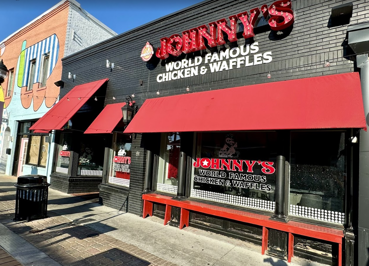 Hours & Location | Johnny's Chicken and Waffles in College Park, GA